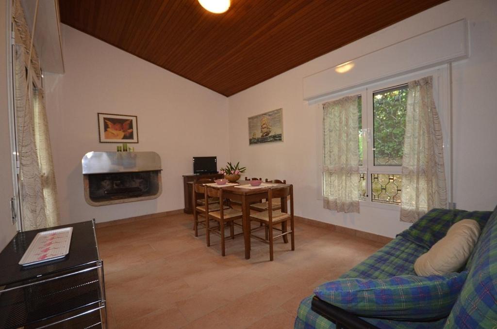 Villaggio Laura R szállás, Olaszország Lignano - 230 686 Ft Invia