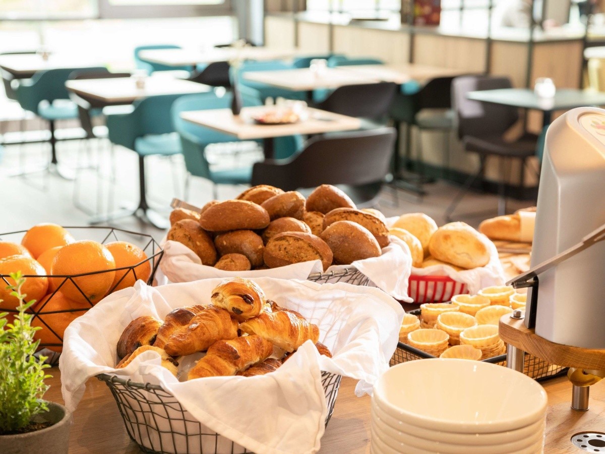 Hotel ibis Dortmund City, Německo Dortmund - 5 996 Kč Invia