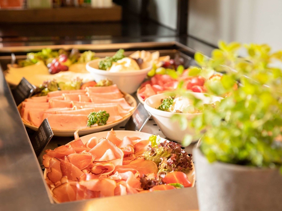 Hotel ibis Dortmund City, Německo Dortmund - 5 996 Kč Invia