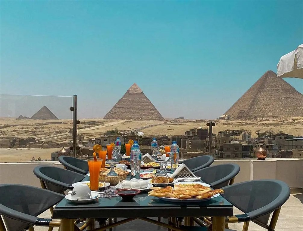 Hotel Mamlouk Pyramids, Egypt Káhira - 22 170 Kč (̶3̶8̶ ̶5̶7̶0̶ Kč) Invia