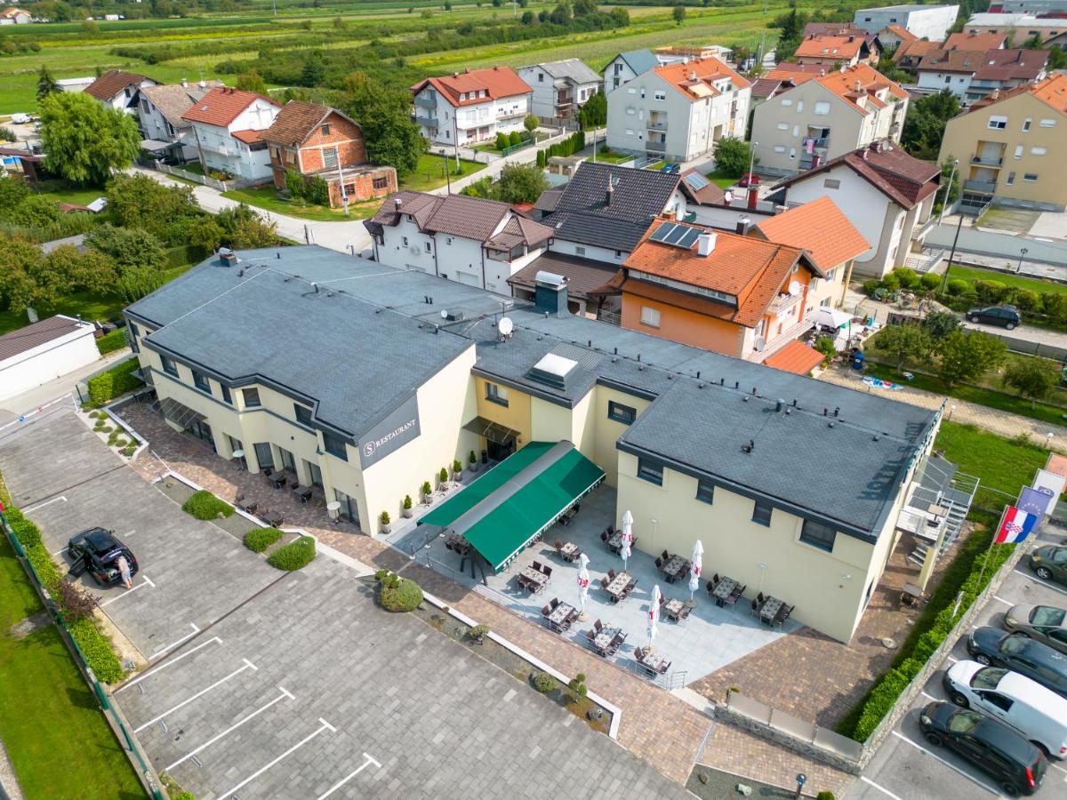 Hotel Santiny, Chorvatsko - 8 974 Kč Invia