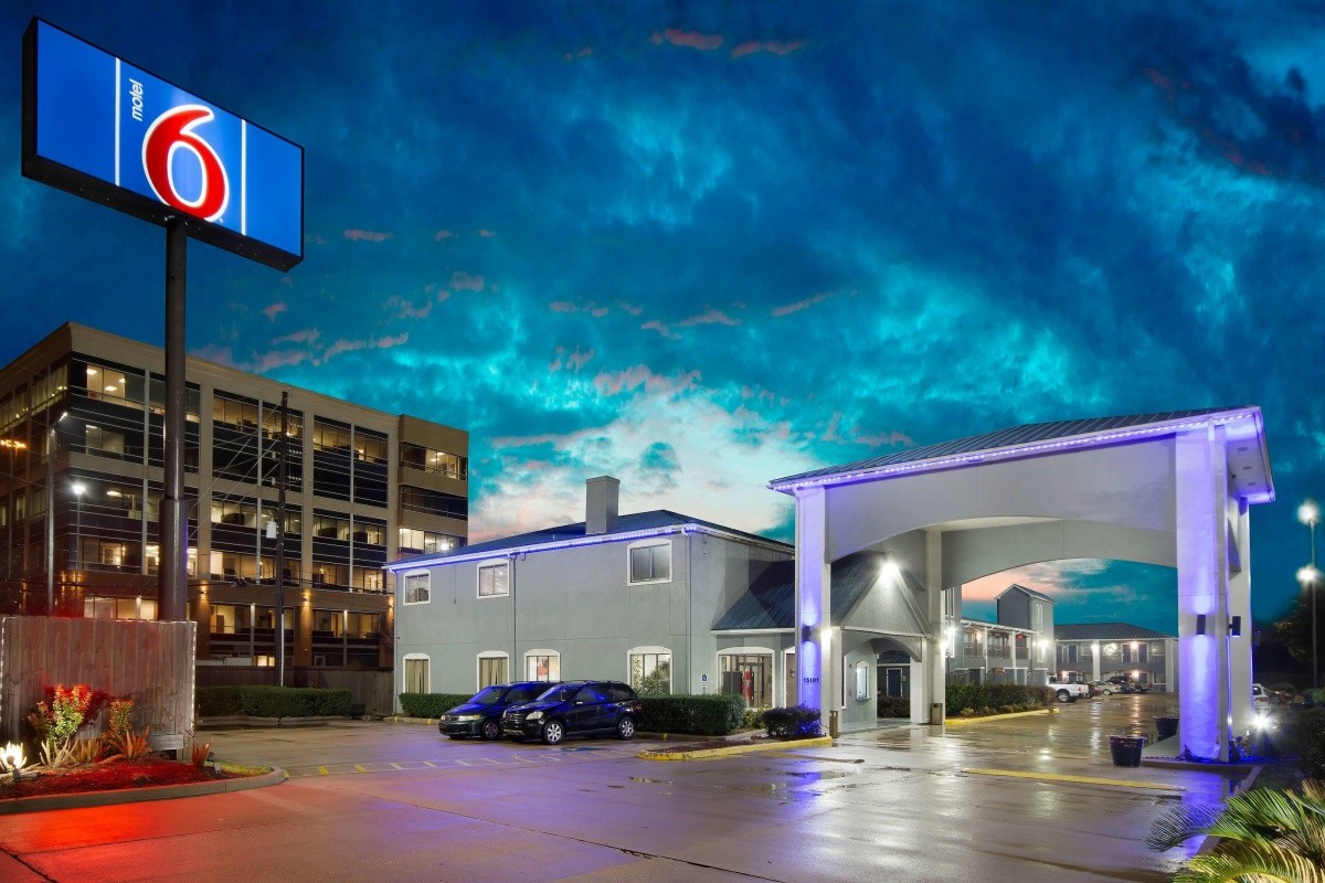 Hotel Motel 6 Houston, TX – I-10 West, USA - Invia