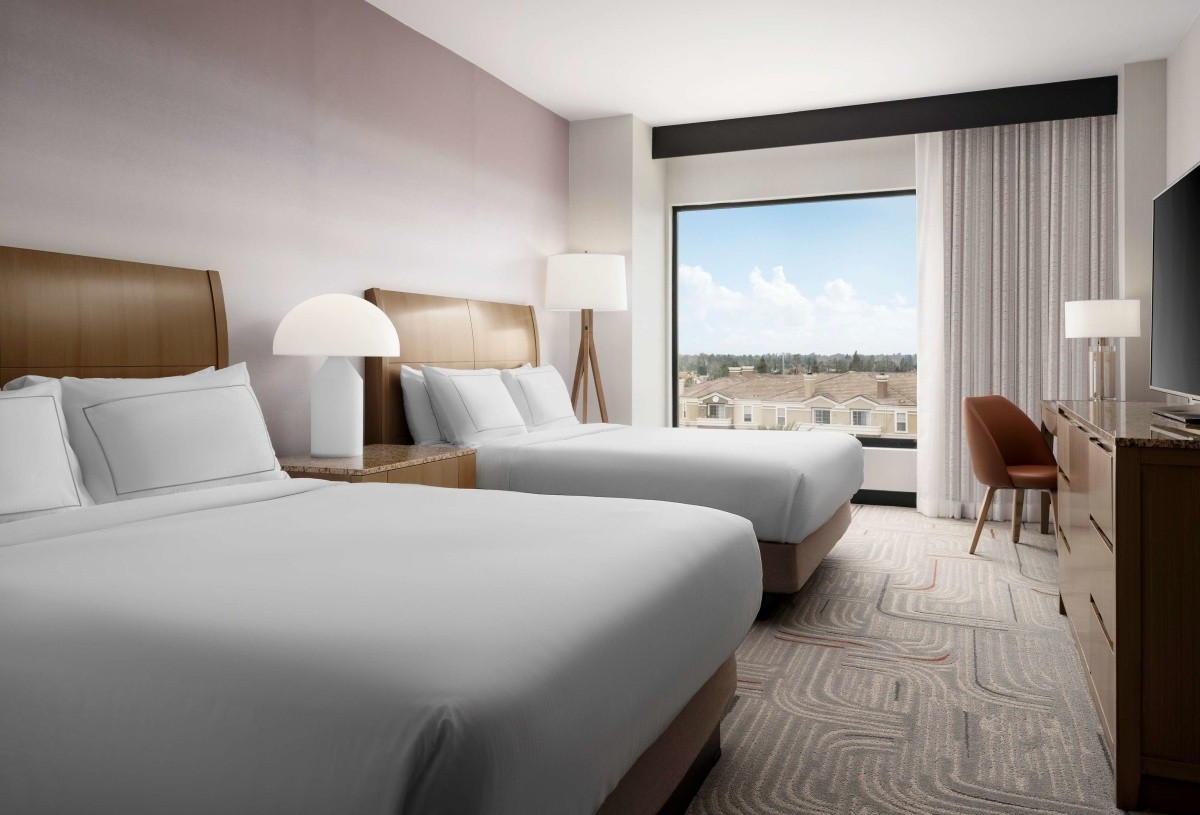 Hotel DoubleTree by Hilton Irvine Spectrum, USA Kalifornie - 14 533 Kč ...