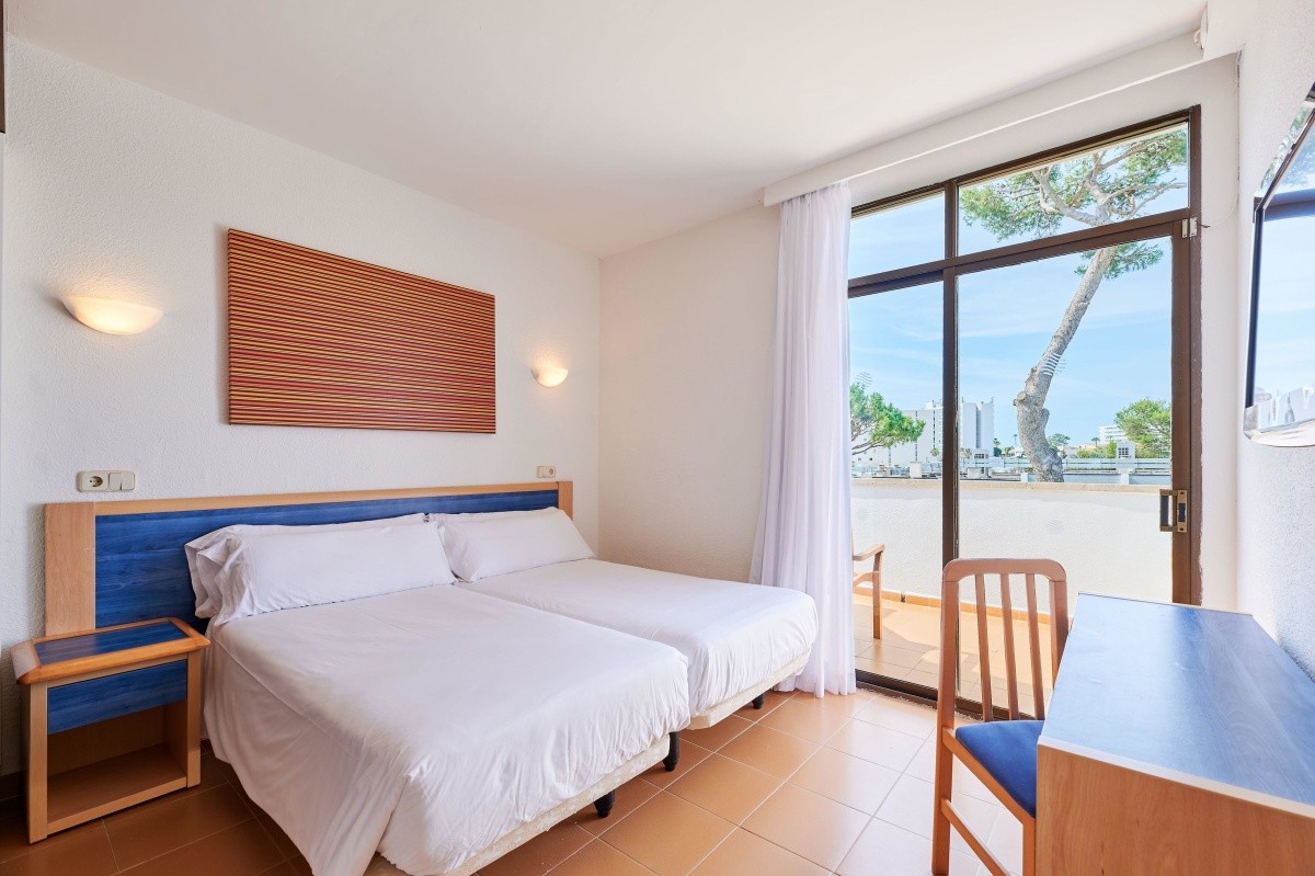 Hotel AluaSun Cala Antena, Španielsko Mallorca - 265 € Invia