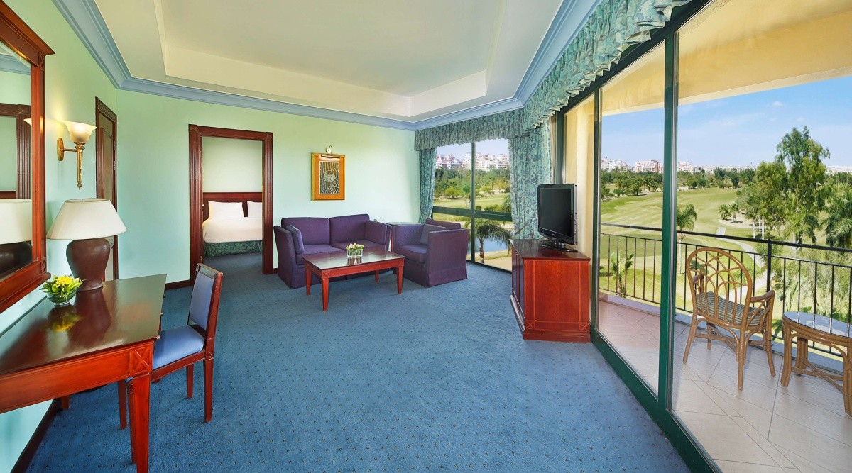 Hotel Hilton Pyramids Golf Resort, Egypt - Invia
