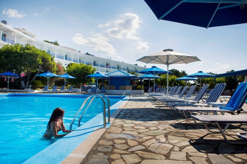 Hotel Delphi Beach (Erateini) - Grecja, oferty i opinie w Travelplanet.pl